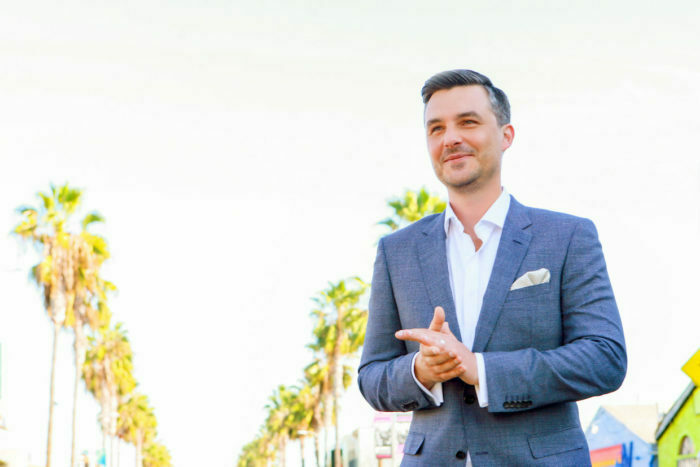 About - Colin Boyd International Speaker | Sell From Stage Academy